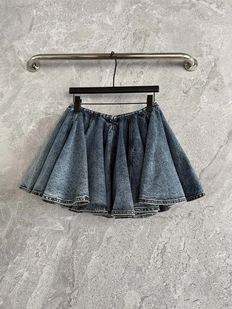 Exact replica Unclassified Brand Dress