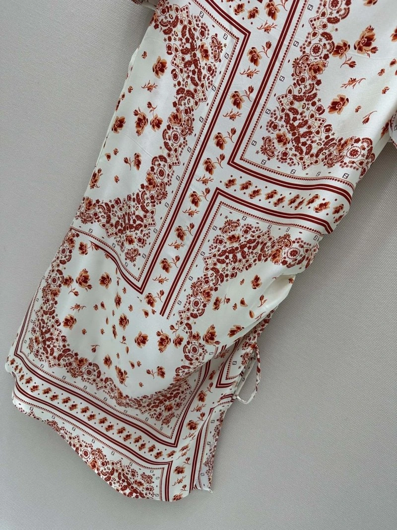 Exact replica Unclassified Brand Dress