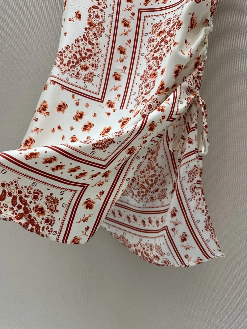 Exact replica Unclassified Brand Dress