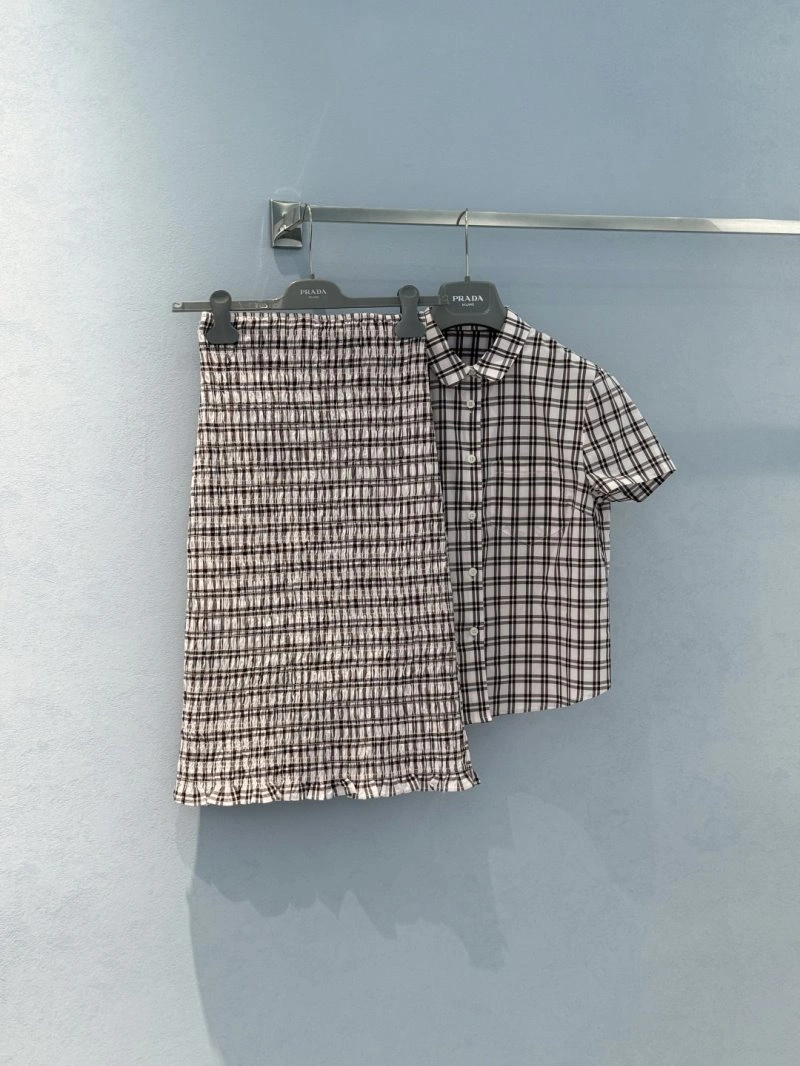 Genuine Unclassified Brand Dress