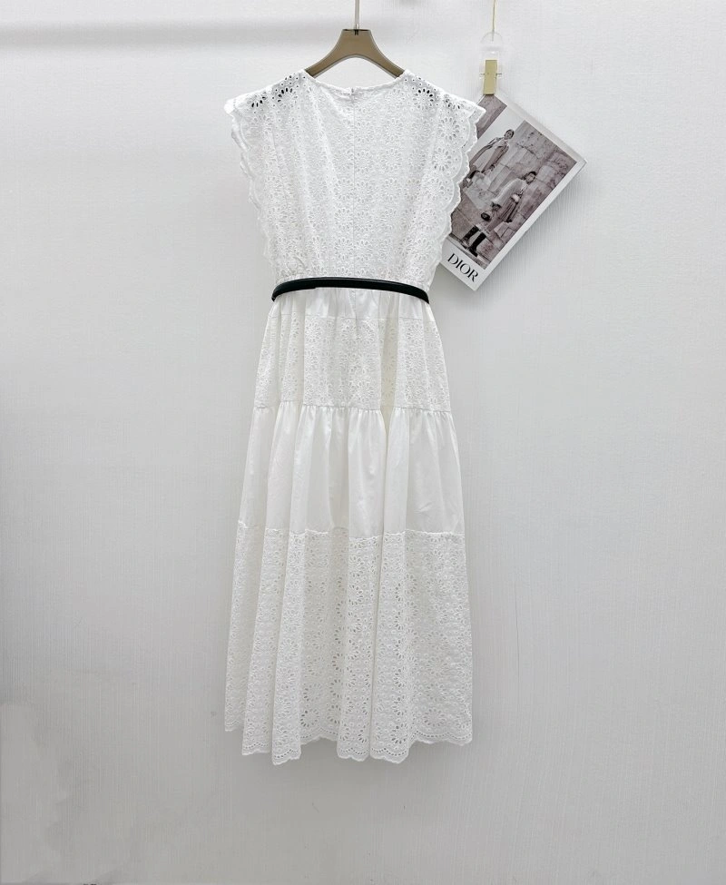 Accurate model Unclassified Brand Dress