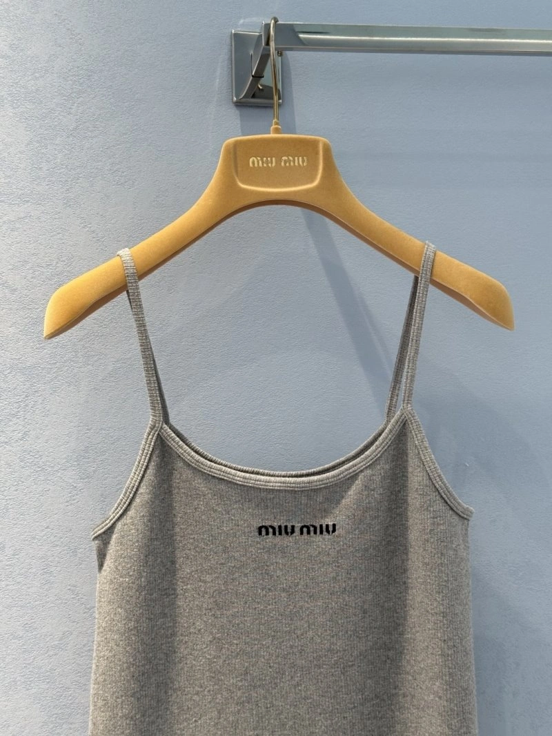 Real Unclassified Brand Dress