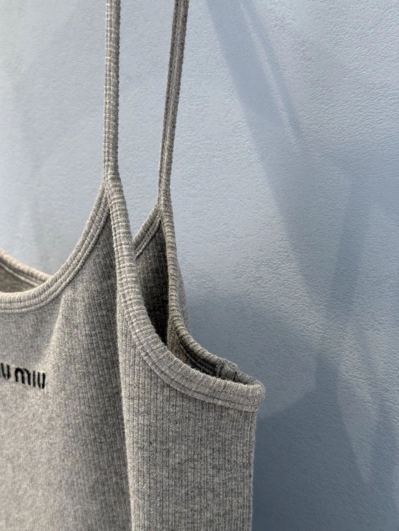 Real Unclassified Brand Dress