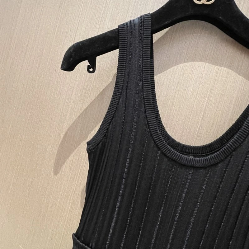 Indistinguishable Unclassified Brand Dress