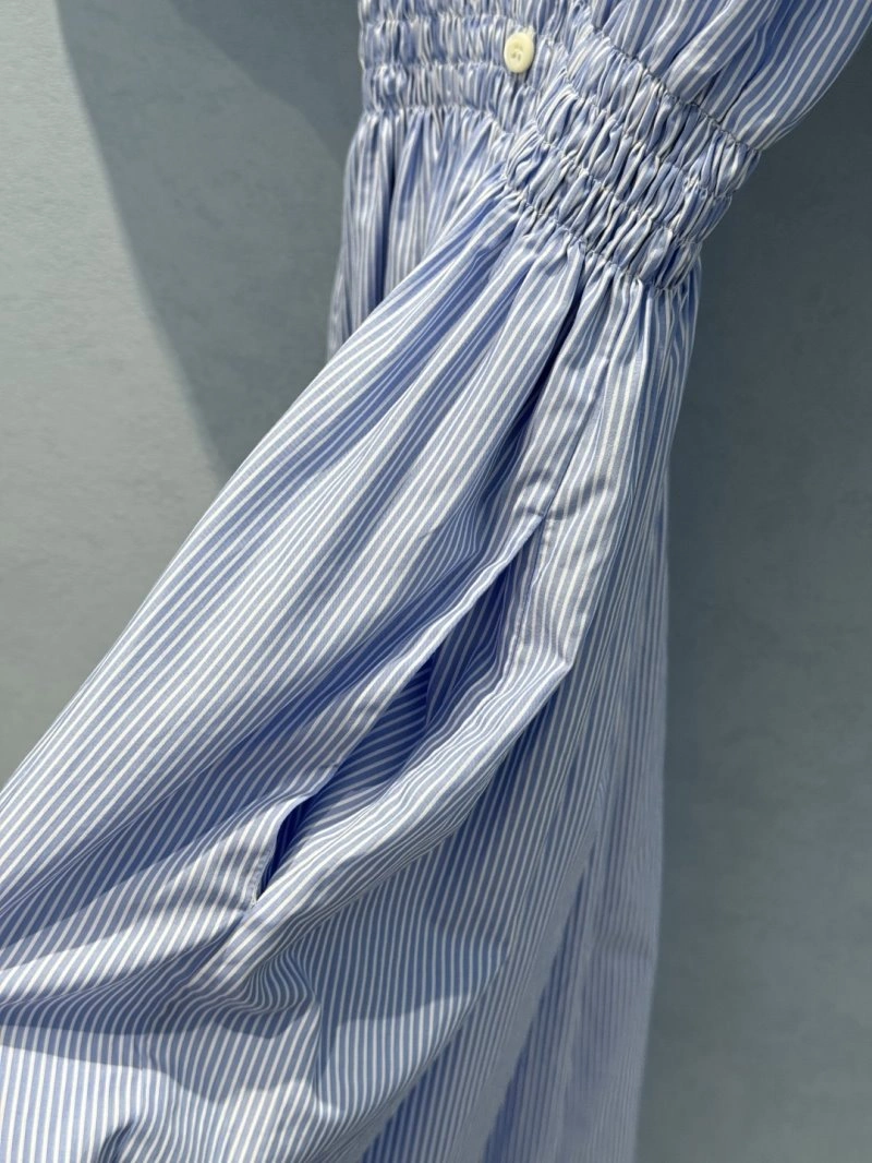 Brand-authenticated Unclassified Brand Dress