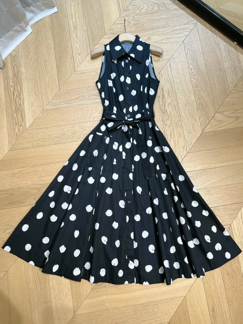 Cut-rate Unclassified Brand Dress