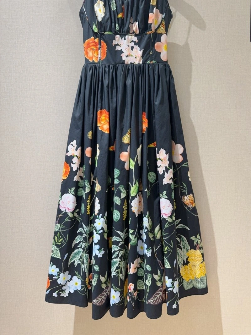Economical Unclassified Brand Dress
