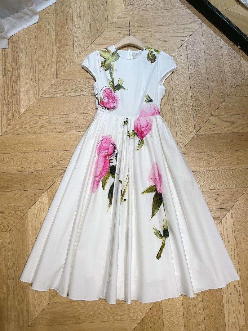 Inexpensive Unclassified Brand Dress