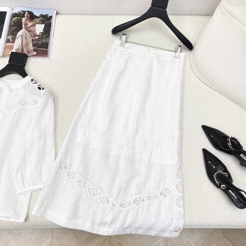 Discounted Unclassified Brand Dress