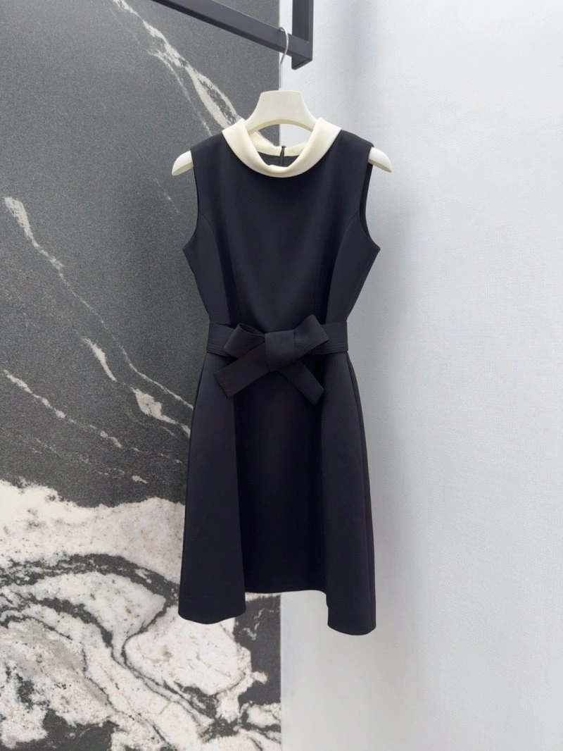 Unclassified Brand Dress