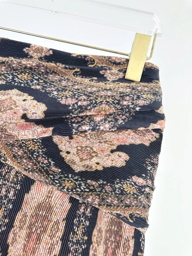 Authentic Unclassified Brand Dress
