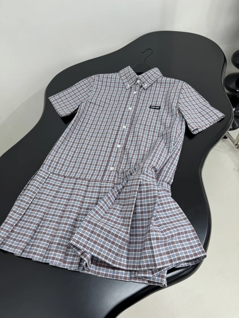 Inexpensive Unclassified Brand Dress