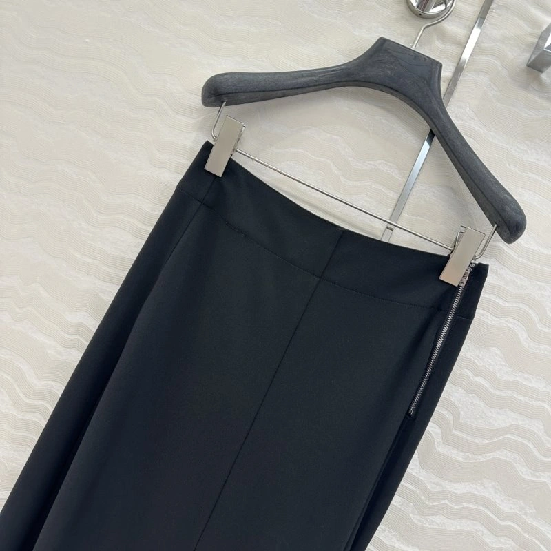 Accurate model Unclassified Brand Dress