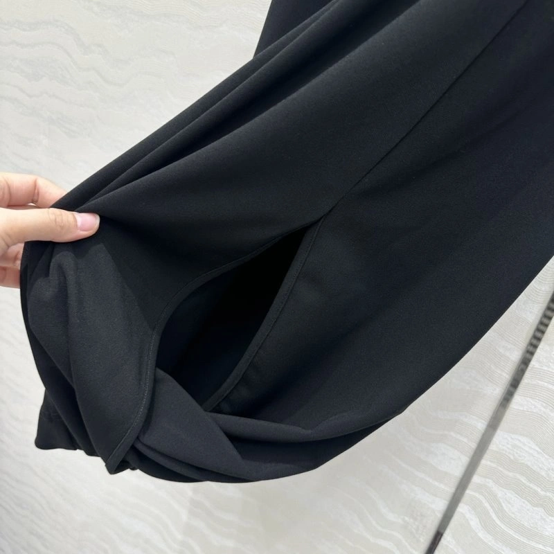 Accurate model Unclassified Brand Dress
