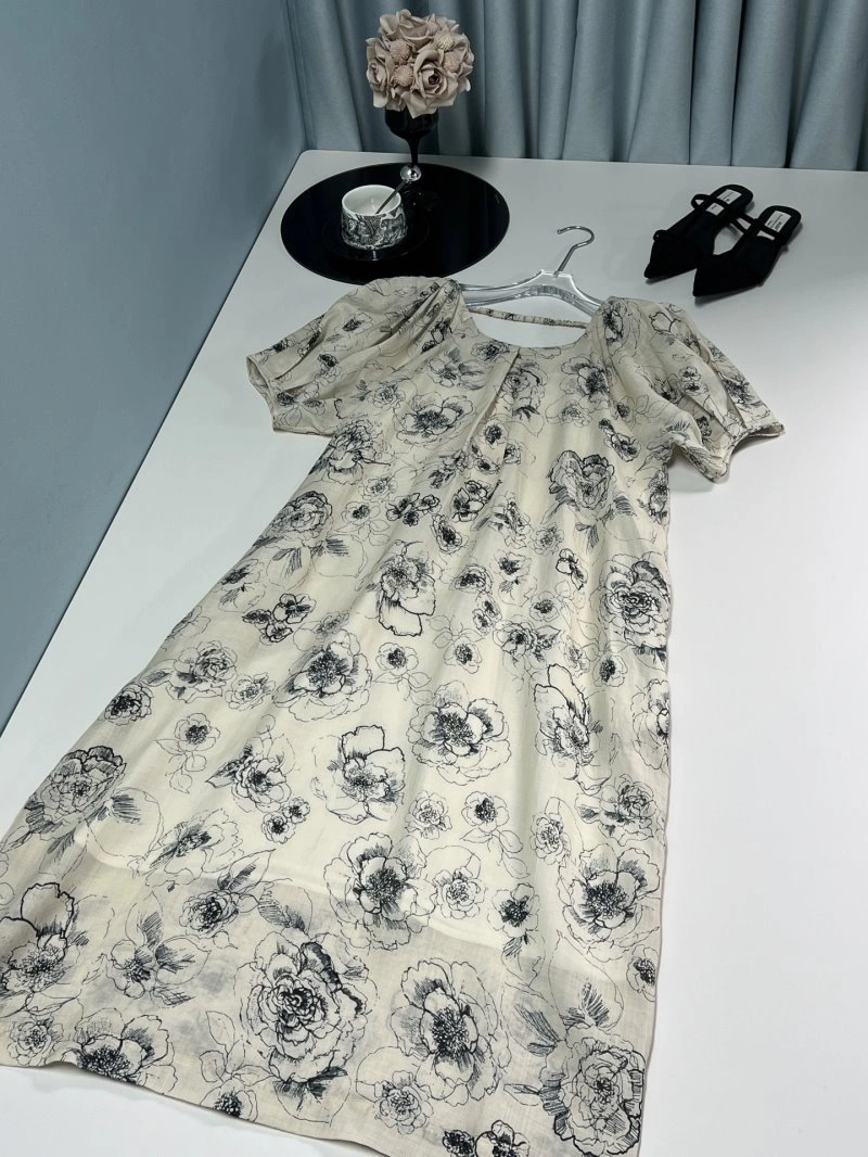 Unclassified Brand Dress