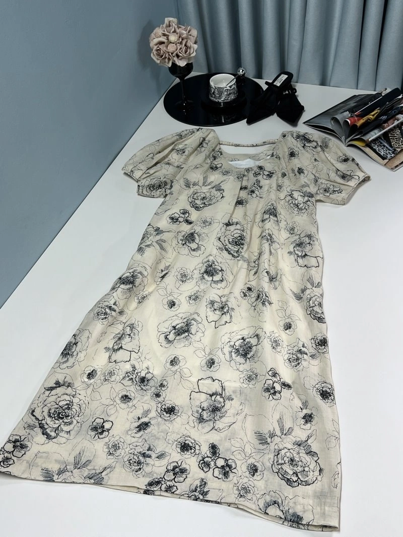 Value-priced Unclassified Brand Dress