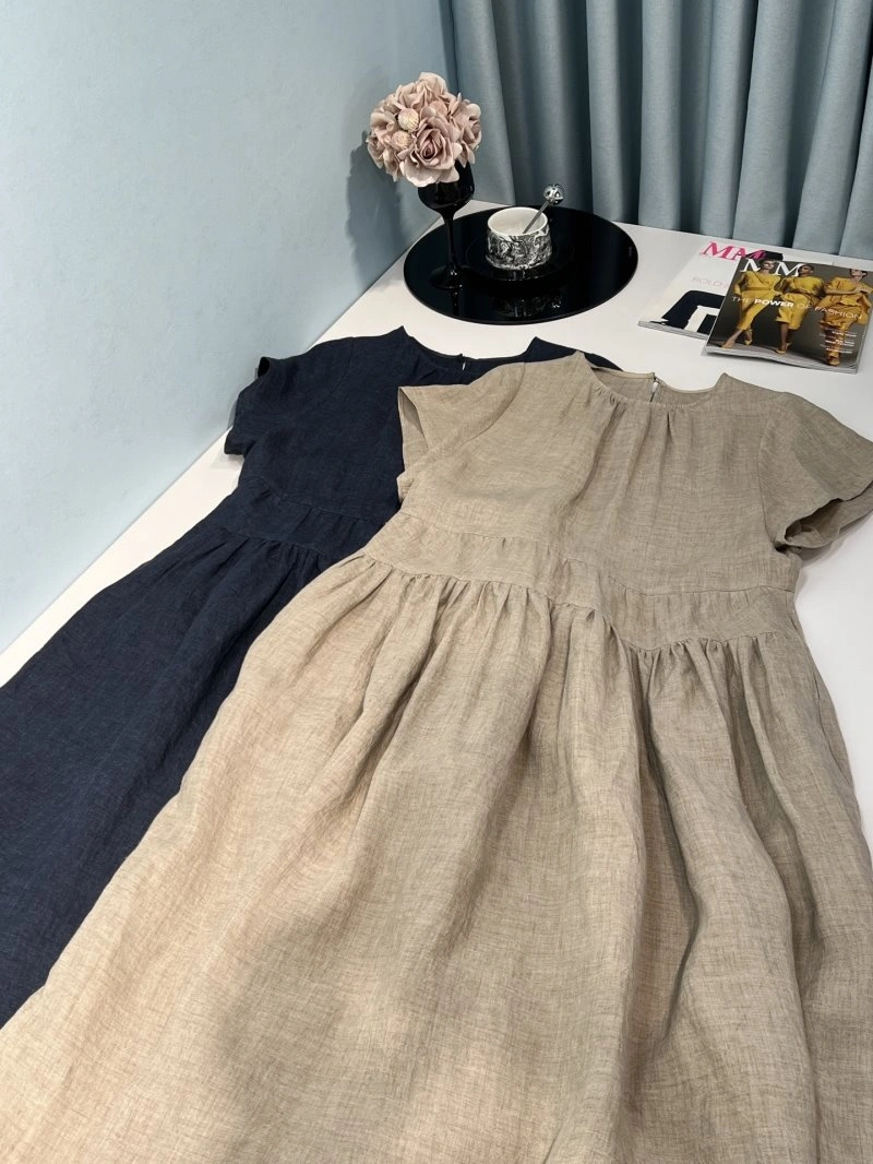 Unclassified Brand Dress