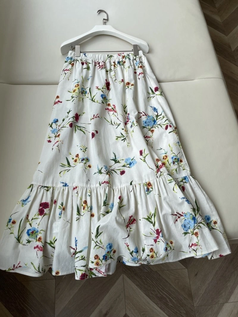 Cut-rate Unclassified Brand Dress