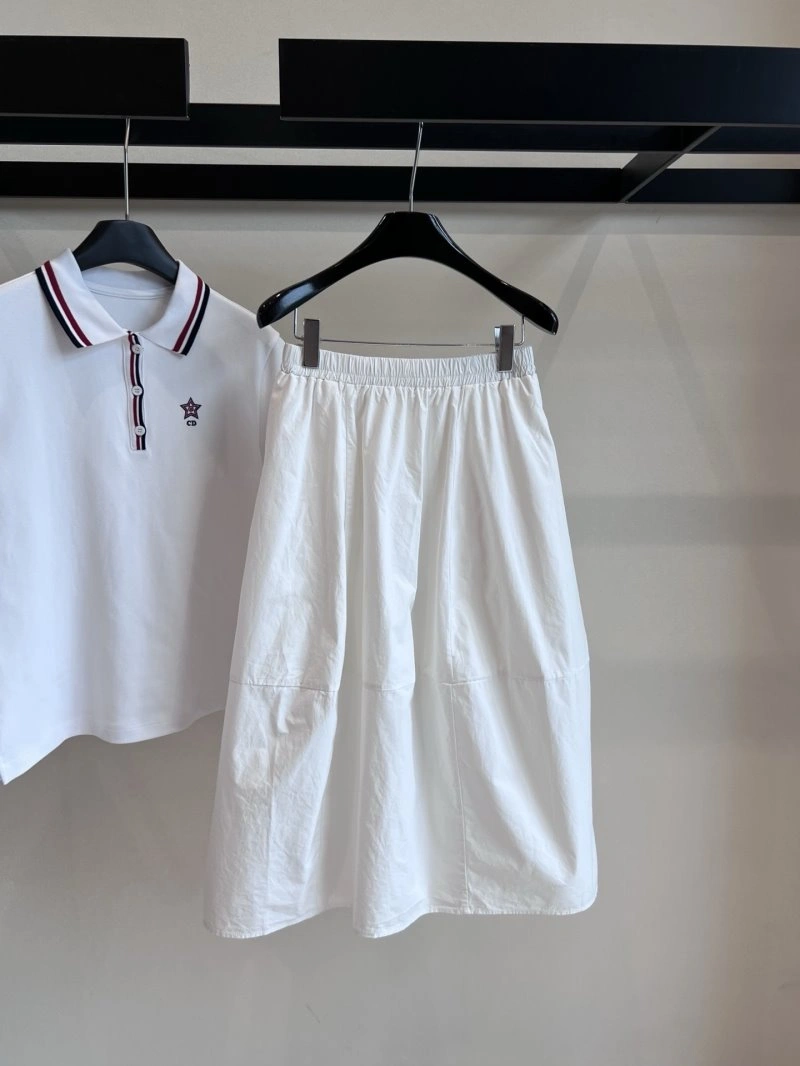 Low-cost Unclassified Brand Dress