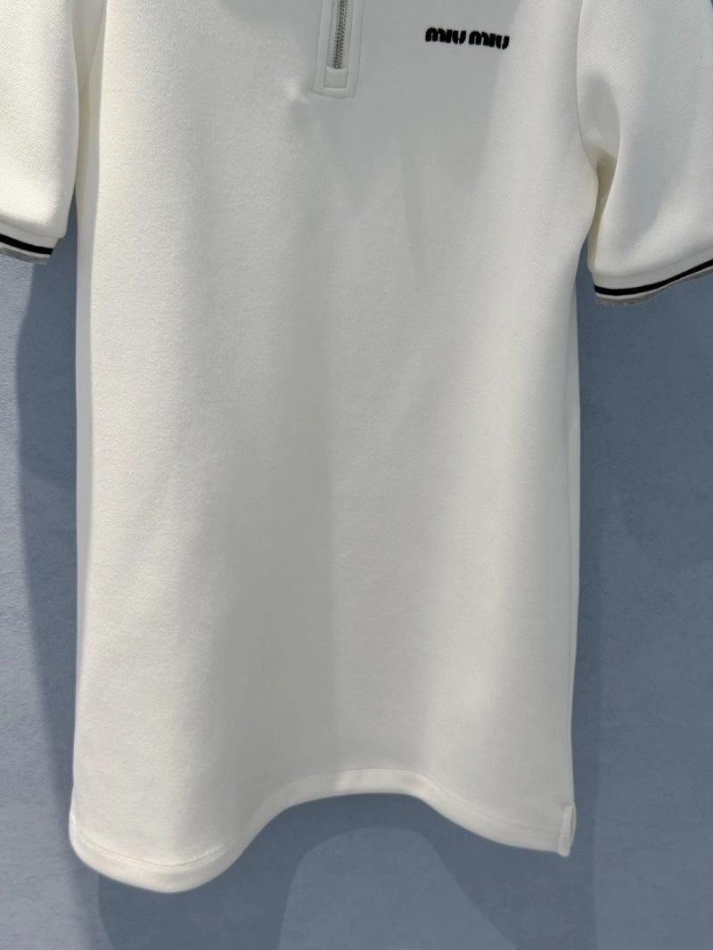 Cut-rate Unclassified Brand Dress