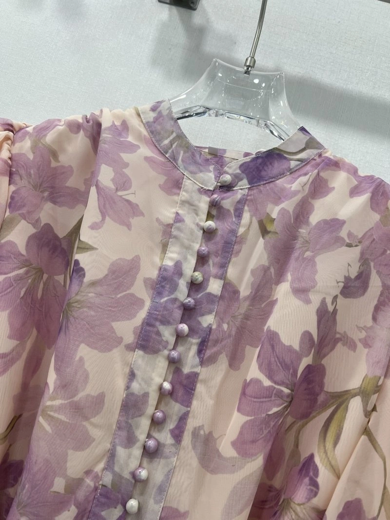 Accurate model Unclassified Brand Dress