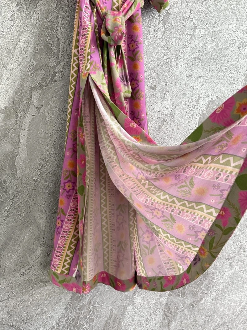 Precise copy Unclassified Brand Dress