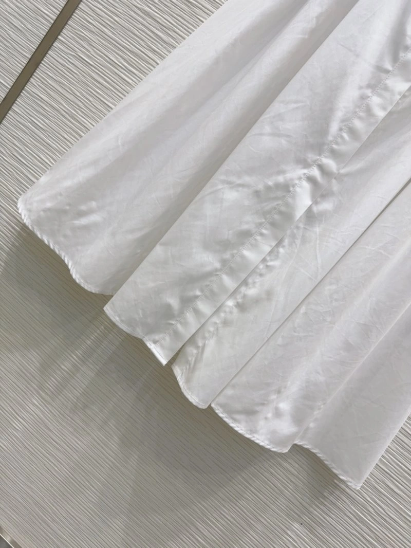 Brand-authenticated Unclassified Brand Dress