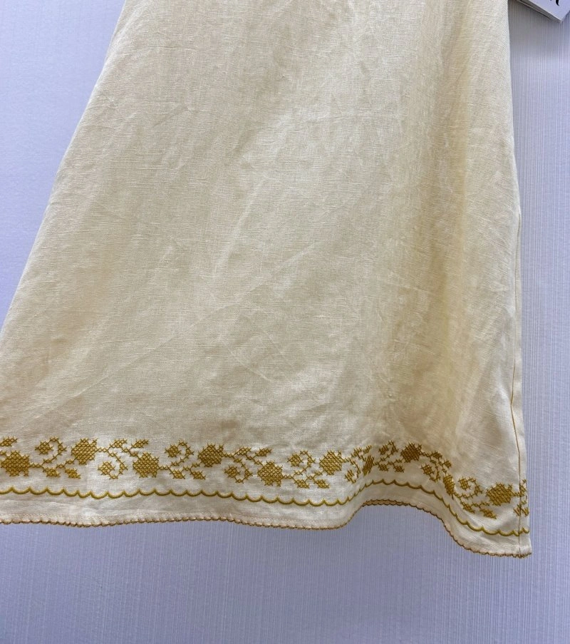 Genuine Unclassified Brand Dress