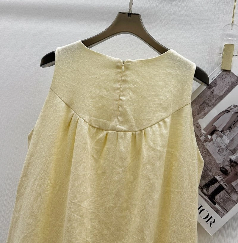 Genuine Unclassified Brand Dress