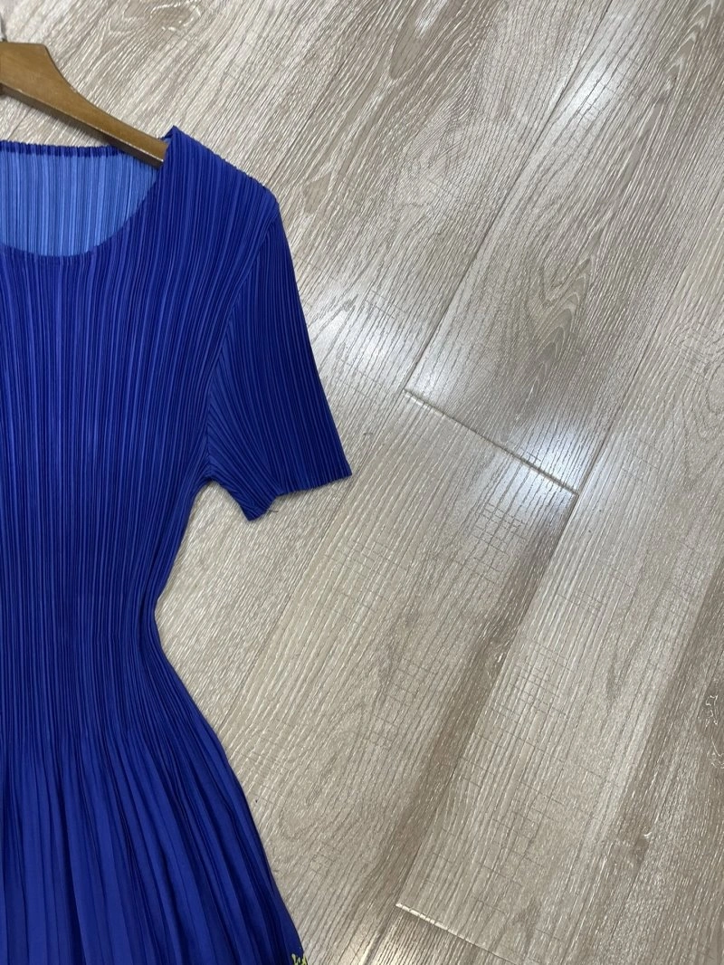 Affordable Unclassified Brand Dress