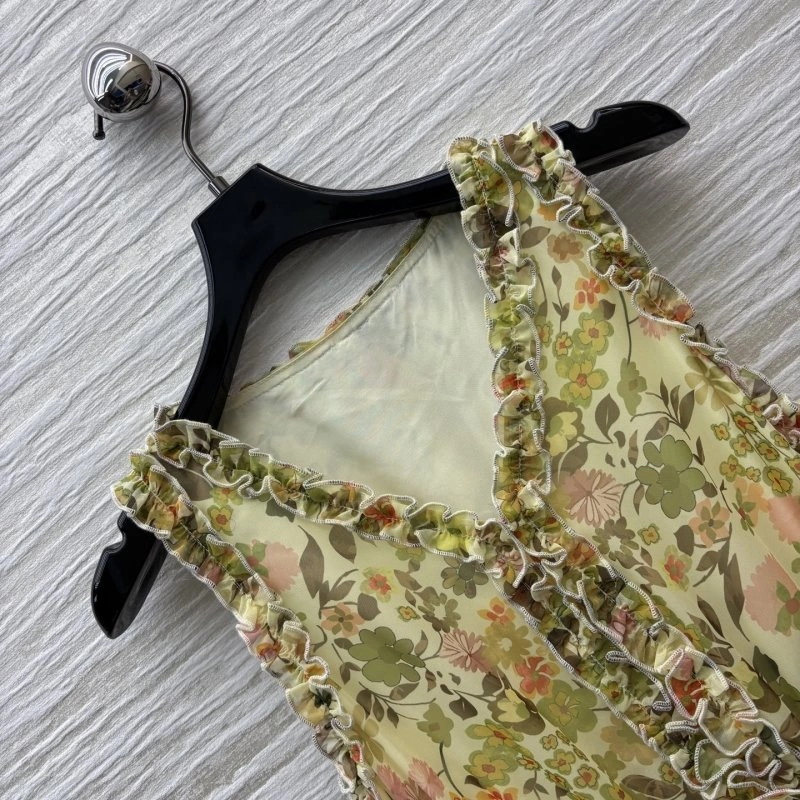 Discounted Unclassified Brand Dress