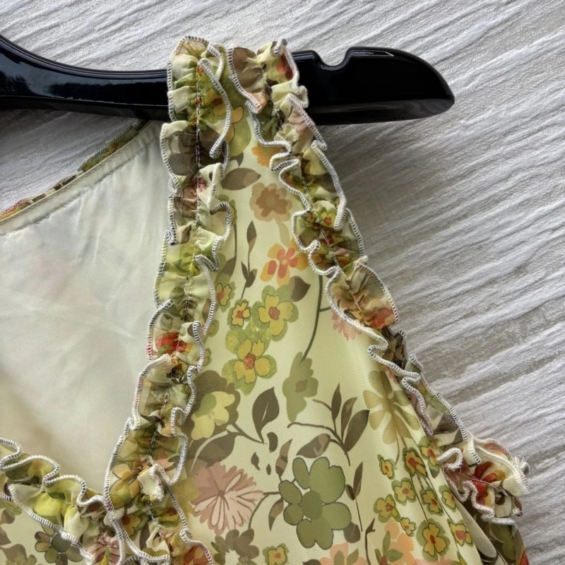 Discounted Unclassified Brand Dress
