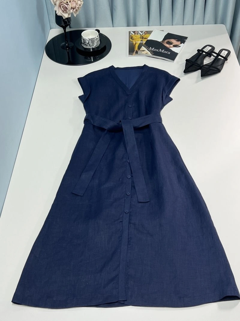 Unclassified Brand Dress