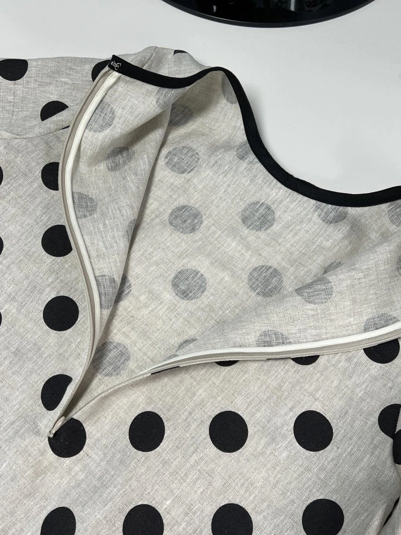 Real Unclassified Brand Dress