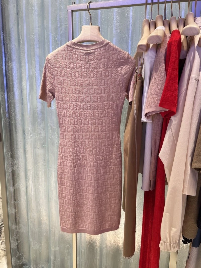 Bargain Unclassified Brand Dress