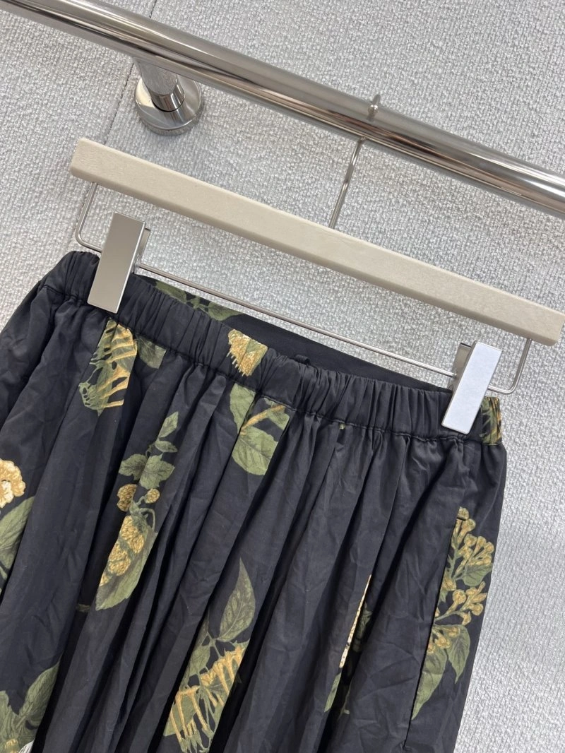 Discounted Unclassified Brand Dress