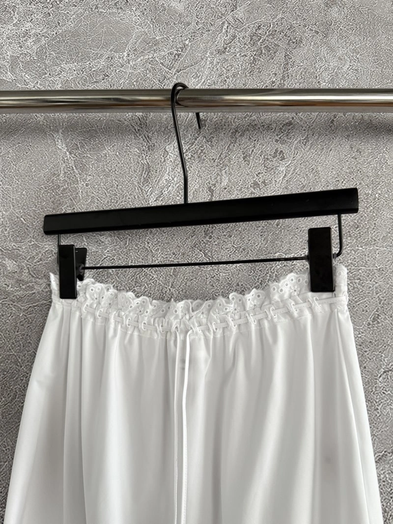Low-cost Unclassified Brand Dress