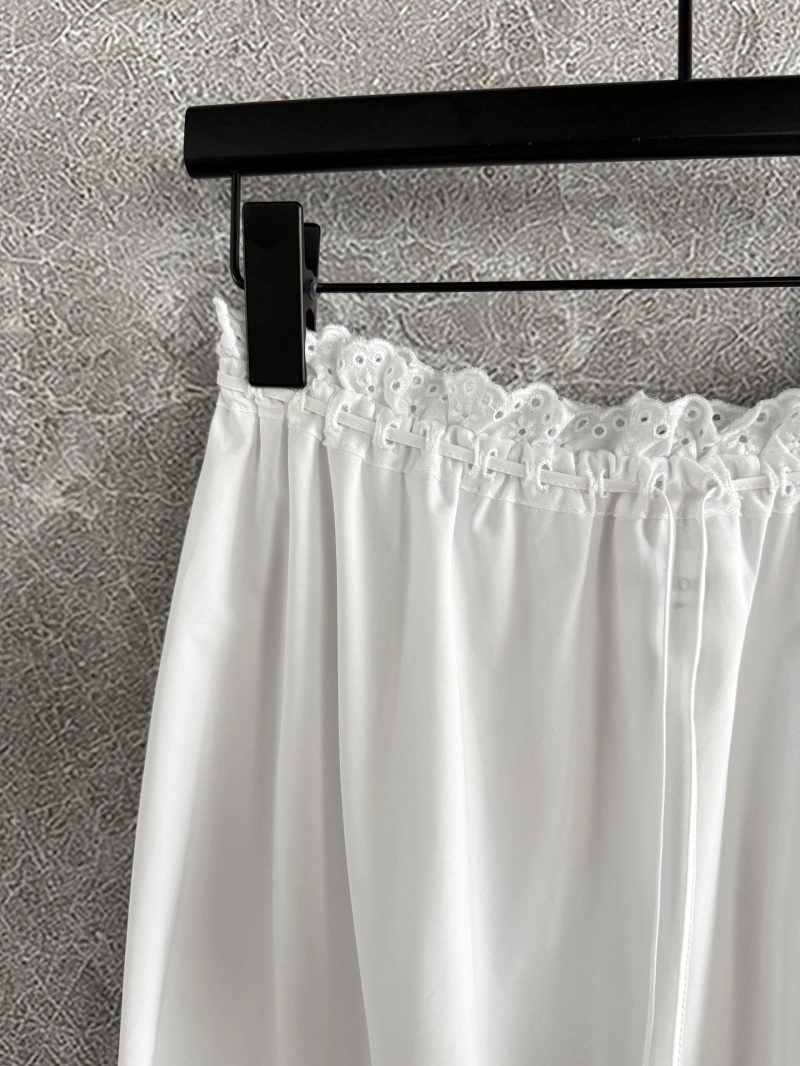 Low-cost Unclassified Brand Dress