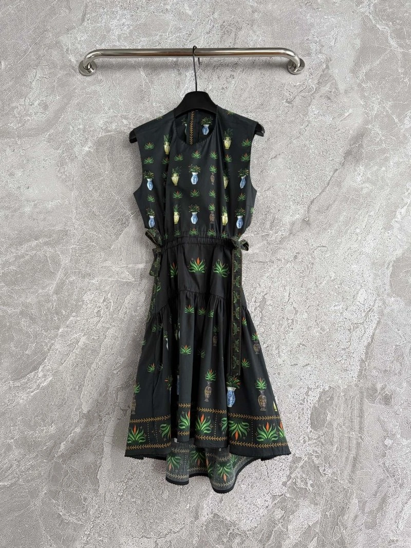 Unclassified Brand Dress