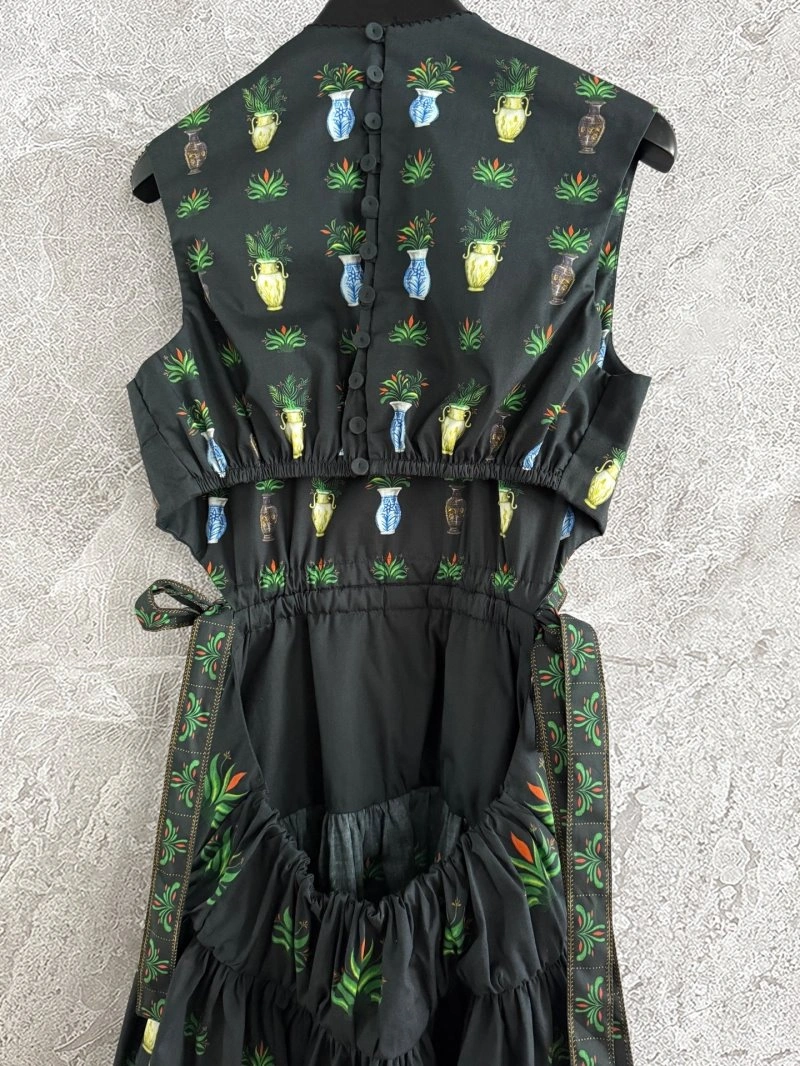 Brand-authenticated Unclassified Brand Dress