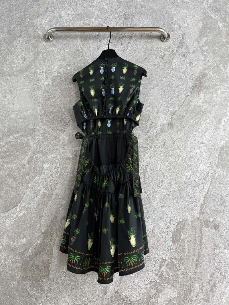 Brand-authenticated Unclassified Brand Dress
