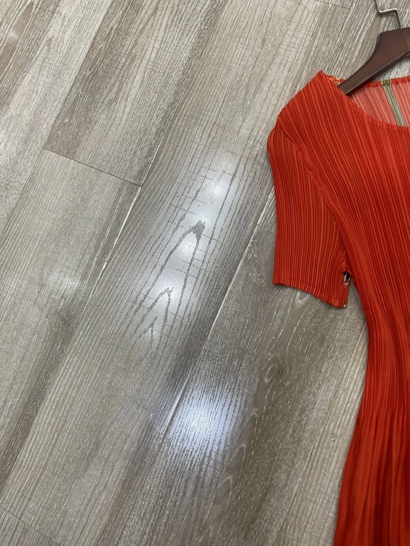 Precise copy Unclassified Brand Dress