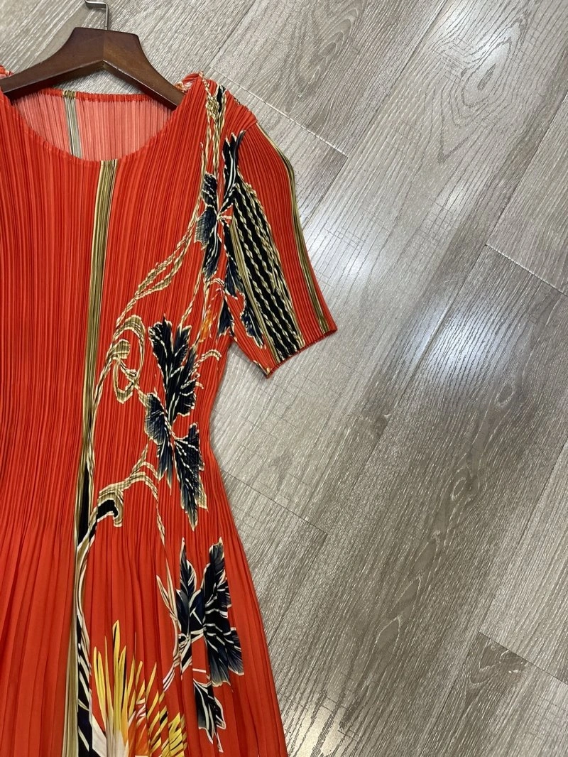Precise copy Unclassified Brand Dress