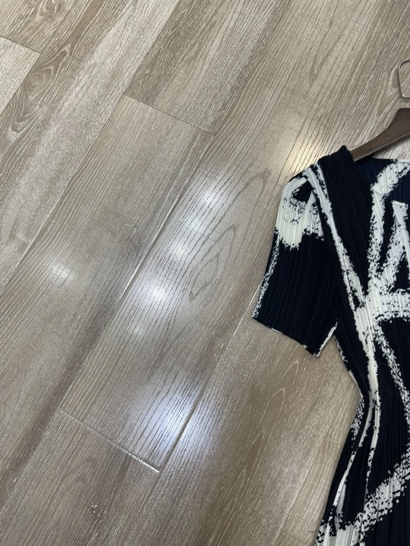 Exact replica Unclassified Brand Dress