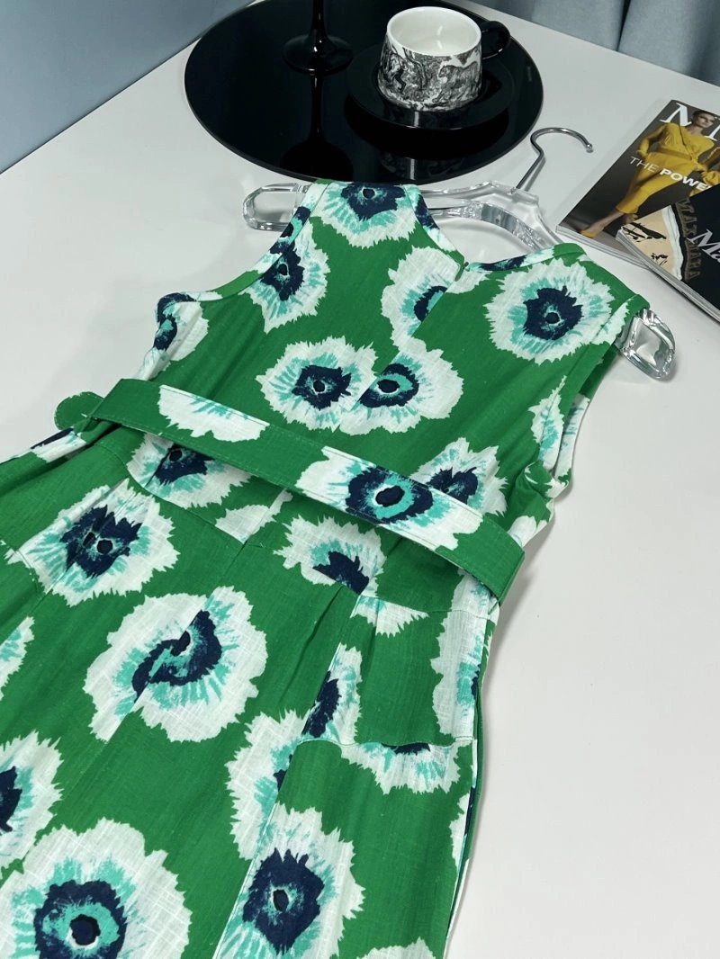 Brand-authenticated Unclassified Brand Dress