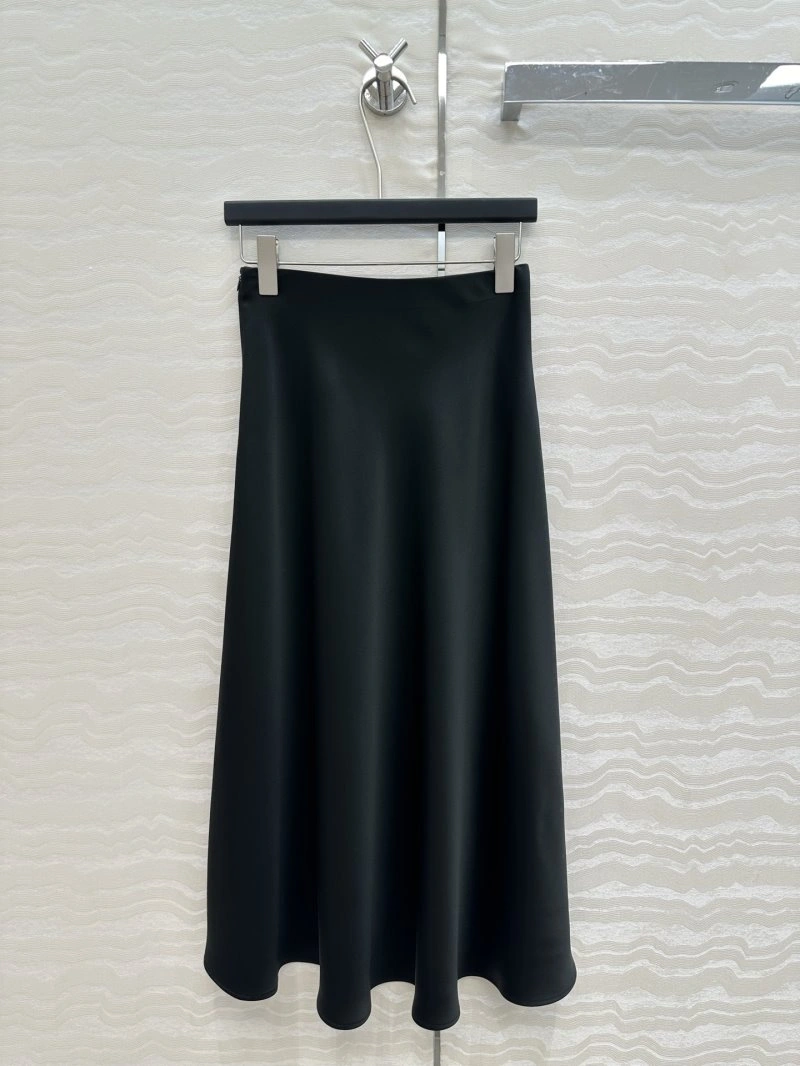 Brand-authenticated Unclassified Brand Dress