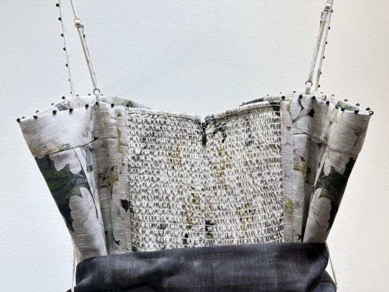 Exact replica Unclassified Brand Dress