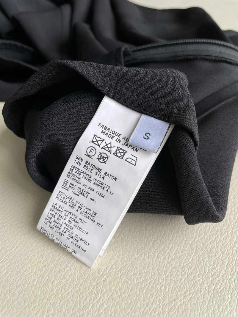 Indistinguishable Unclassified Brand Dress