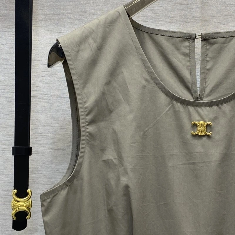 Accurate model Unclassified Brand Dress