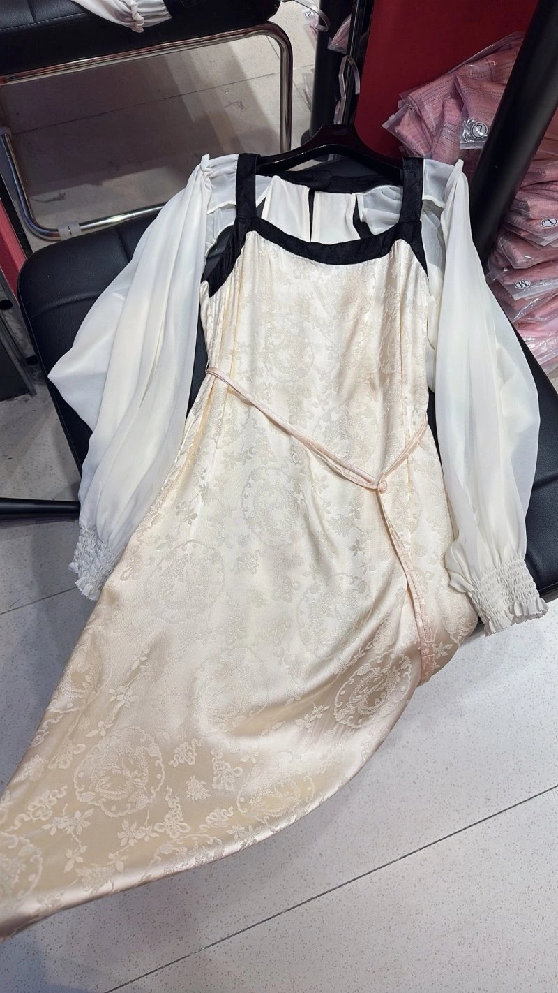 Unclassified Brand Dress